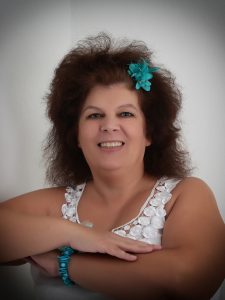 How Lyn started up her company on the back of past trauma - Achievers Minds